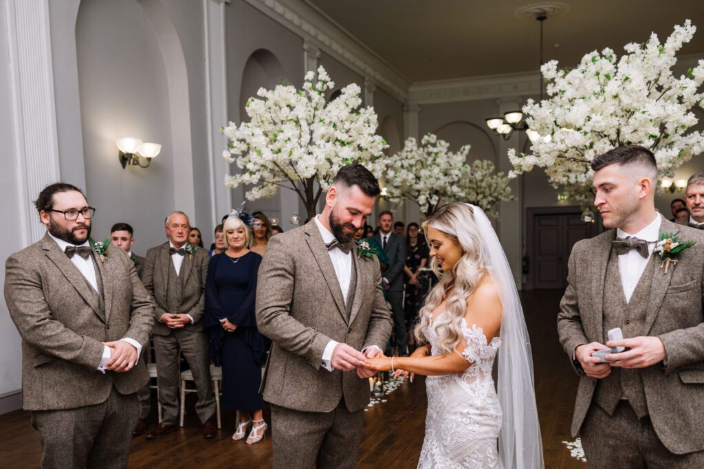 Kings Head wedding photographer - A 'wow' winter wedding
