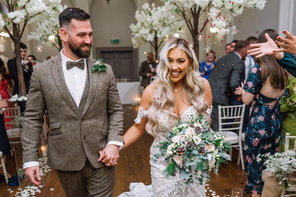 Kings Head wedding photographer - A 'wow' winter wedding